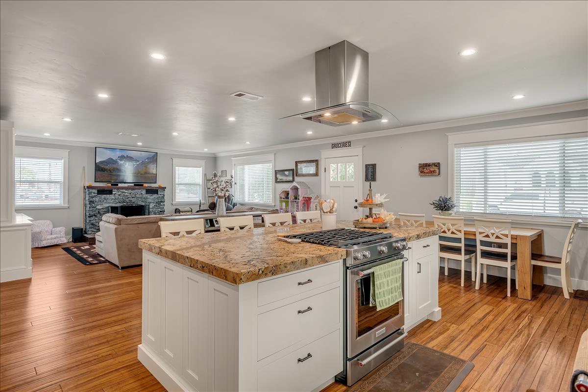 117 Stage Rd, Pescadero, CA 94060 - – Beds | – Baths (Active ... 117 Stage Rd, Pescadero, CA 94060 - – Beds | – Baths (Active ...