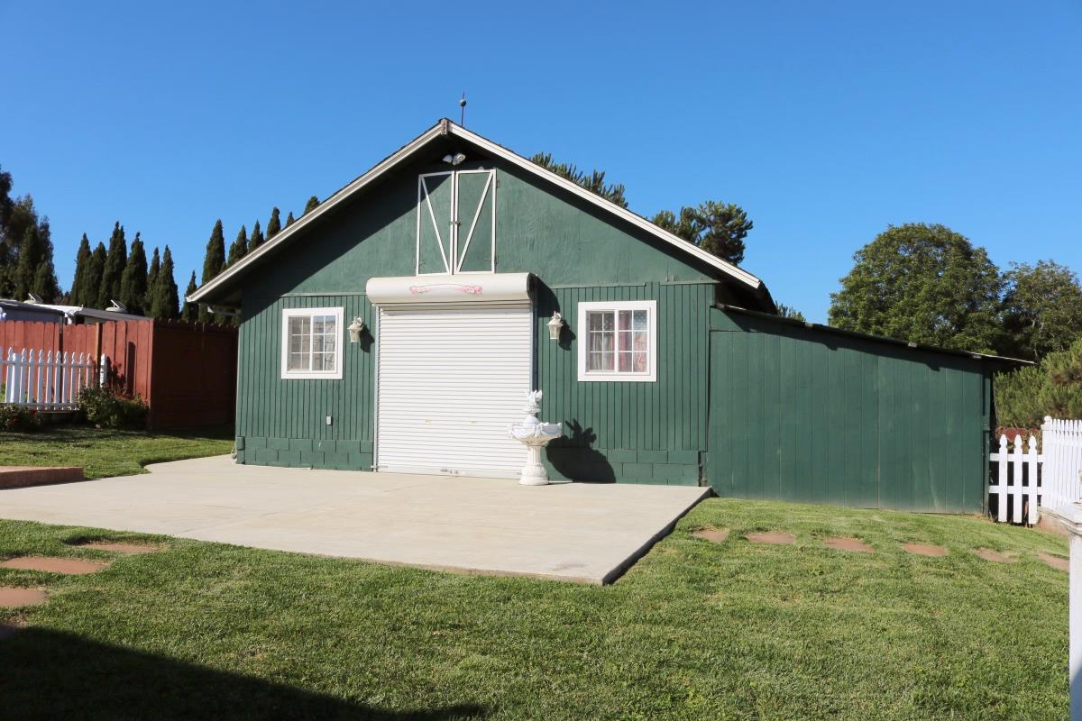 329 Elkhorn Rd Royal Oaks CA 95076 5 Beds 2 Baths Contingent