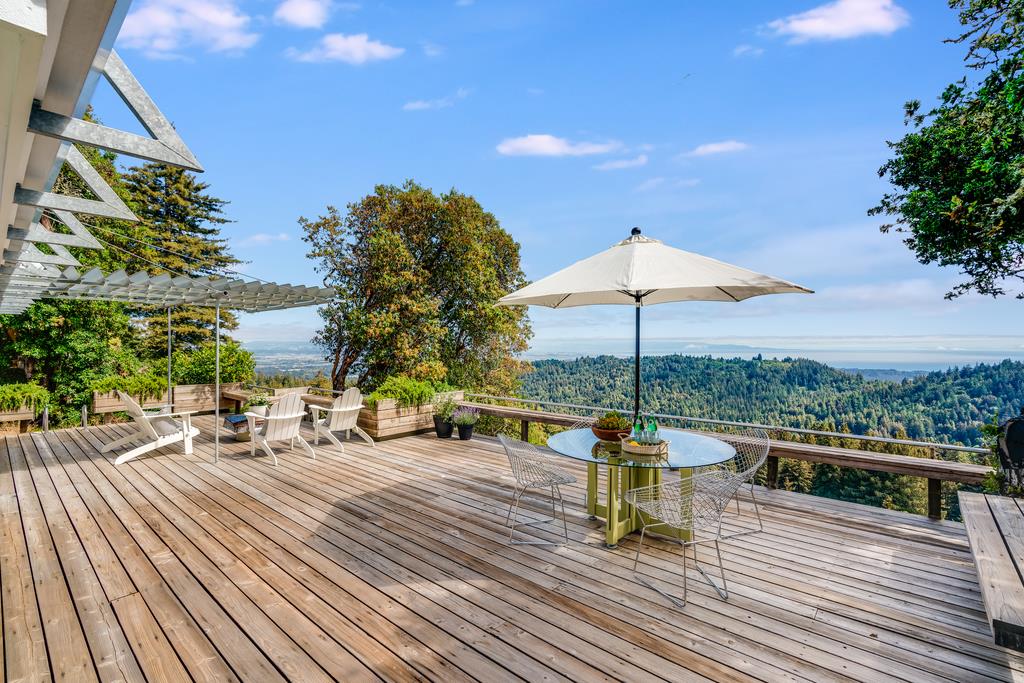 1250 Buzzard Lagoon Rd Corralitos CA 95076 1 Beds 2 Baths