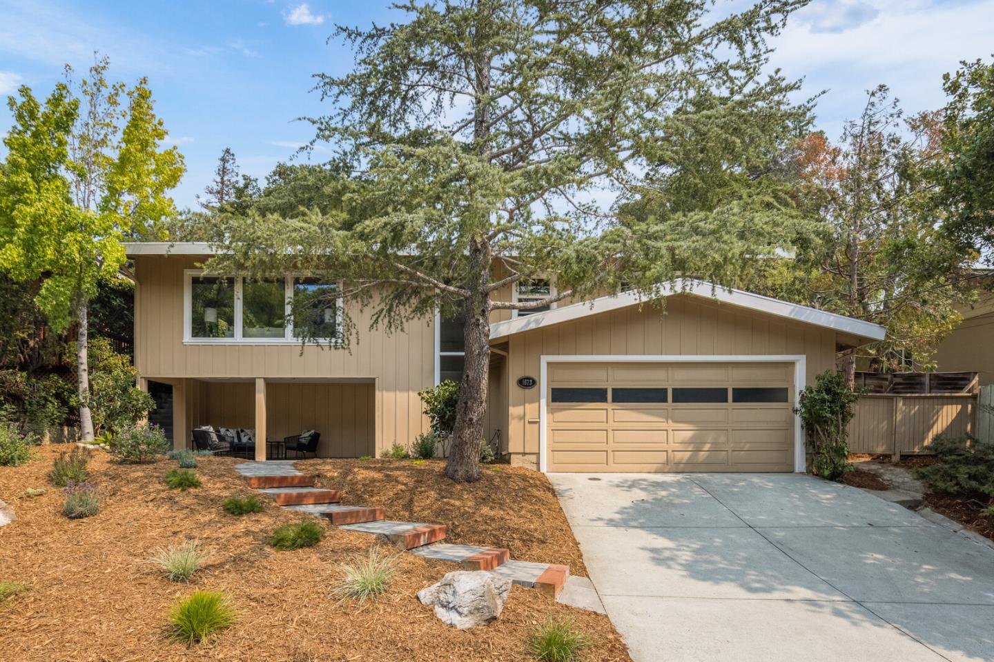 1673 Molitor Rd Belmont CA 94002 3 Beds 2 Baths Sold